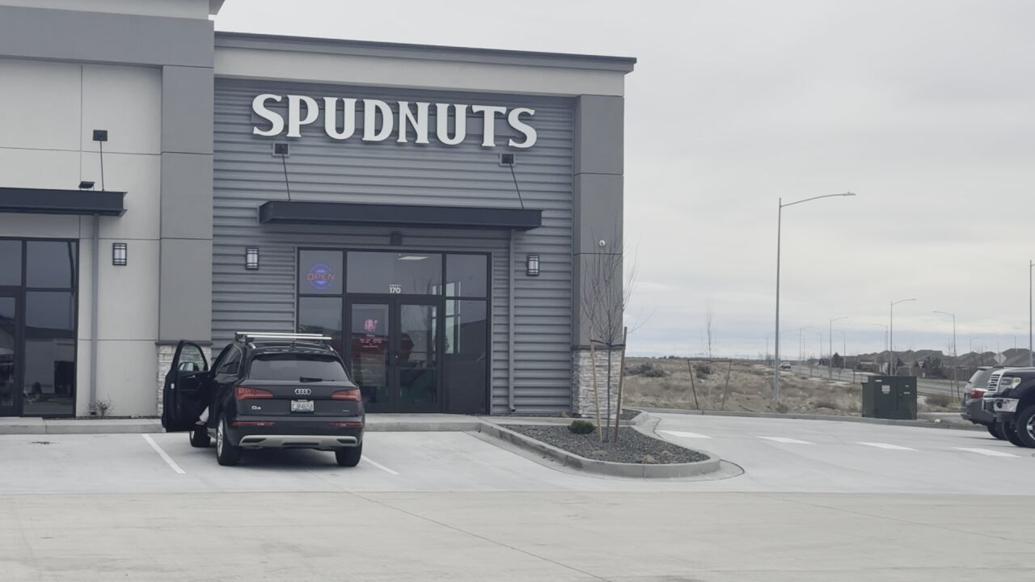 Spudnuts celebrates 77 years in Tri-Cities community with new Pasco ...