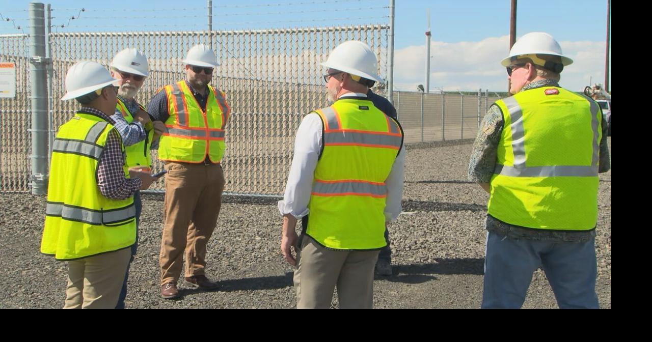 Rep. Newhouse visits Benton REA Prosser substation to discuss utility ...