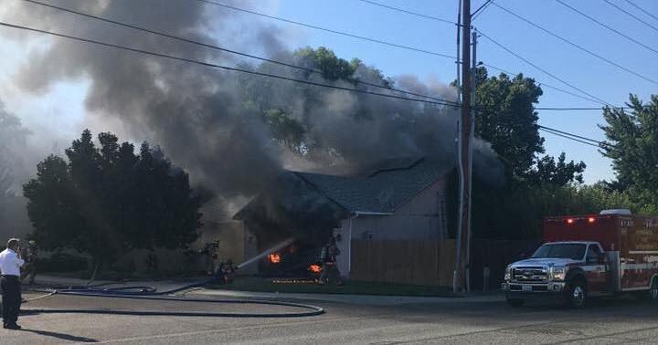 Fire destroys Kennewick family’s garage, vehicles | Local News ...