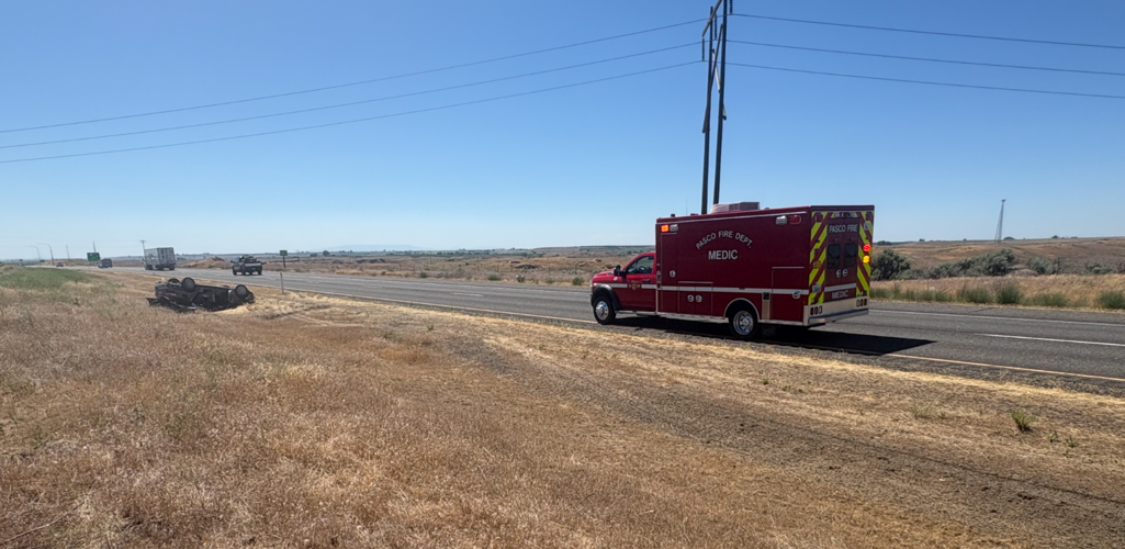 Rollover crash on HWY 395 near Mesa sends one person by helicopter to ...