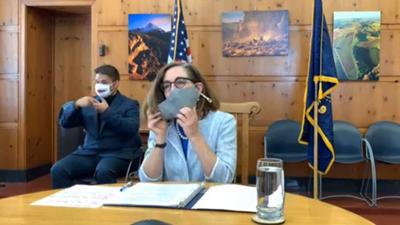 Oregon won’t close two prisons, will limit use of force by officers ...