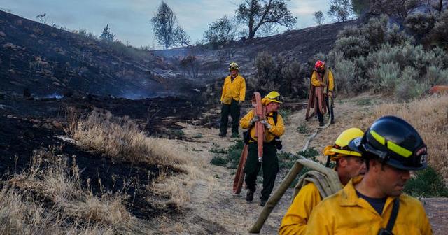 Cowiche Canyon fire threatens homes, destroys old shop | Local News ...