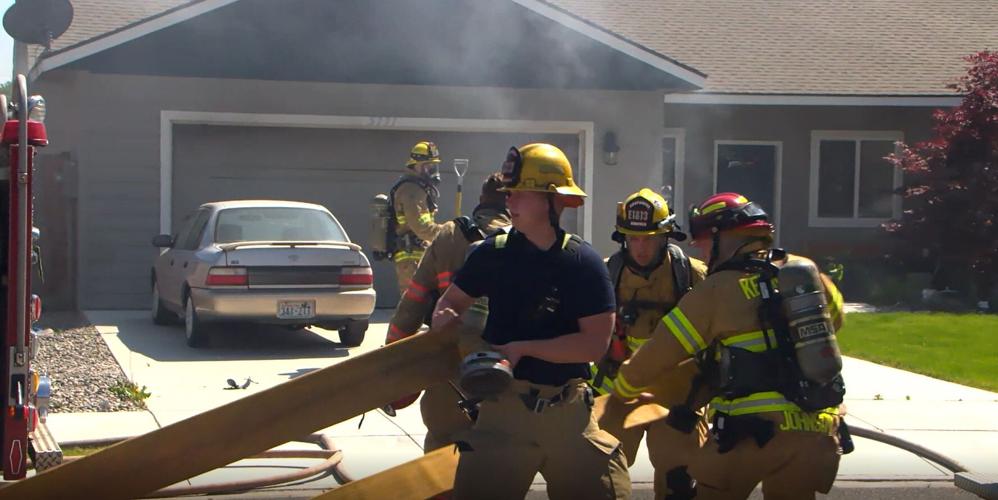 Family of 8 without a home after fire in Kennewick | Local News ...