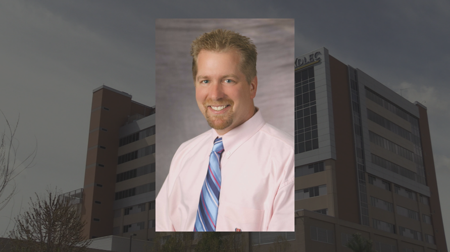 'That’s just the way he is’: Former Kadlec OB/GYN claims hospital ...