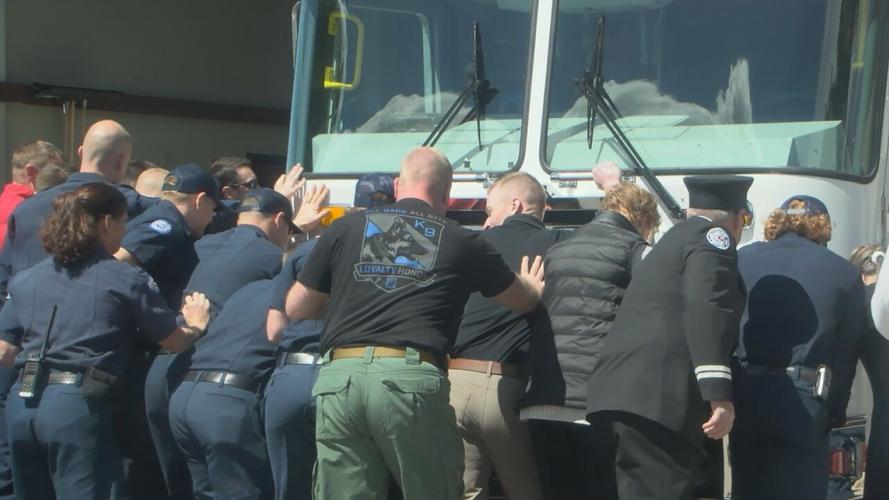 Yakima Fire Department celebrates arrival of 2 new fire engines | News ...