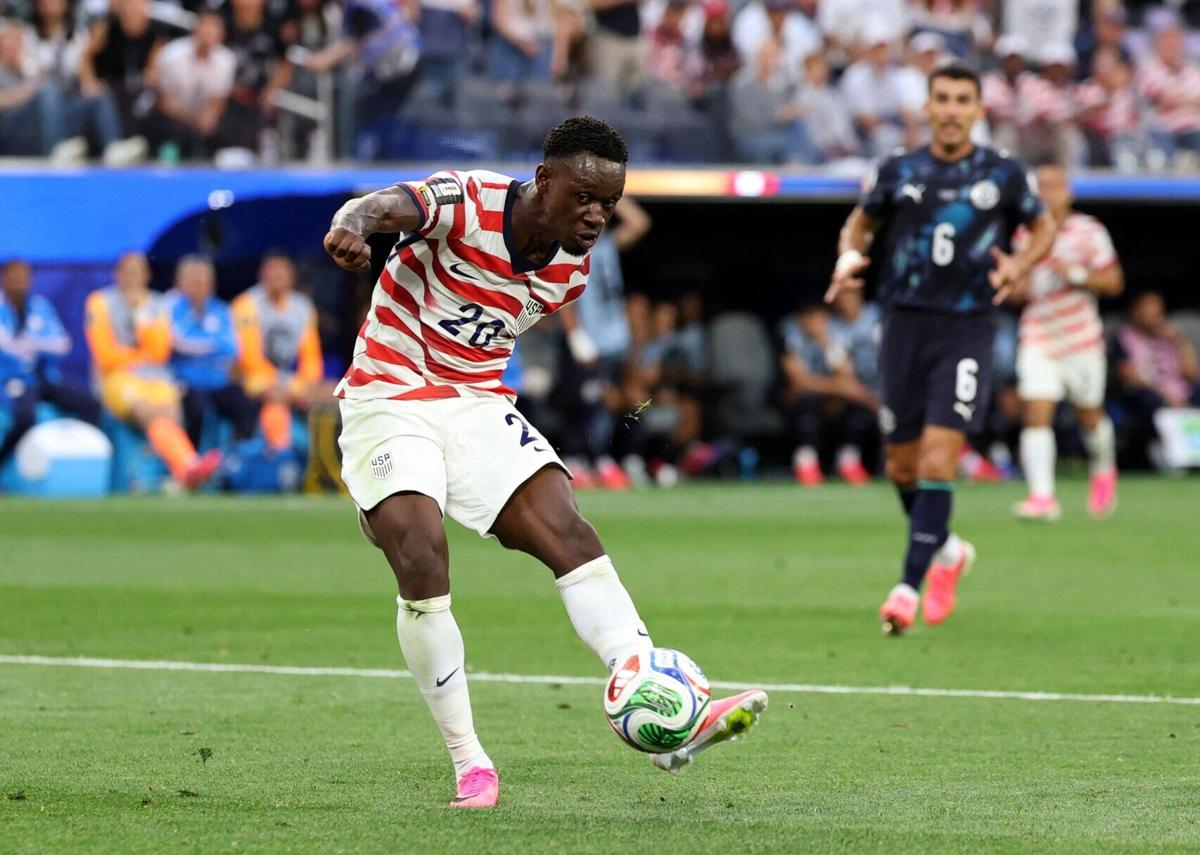 SOCCER-WORLDCUP-USA-PRY/ | Shareable Stories | applevalleynewsnow.com