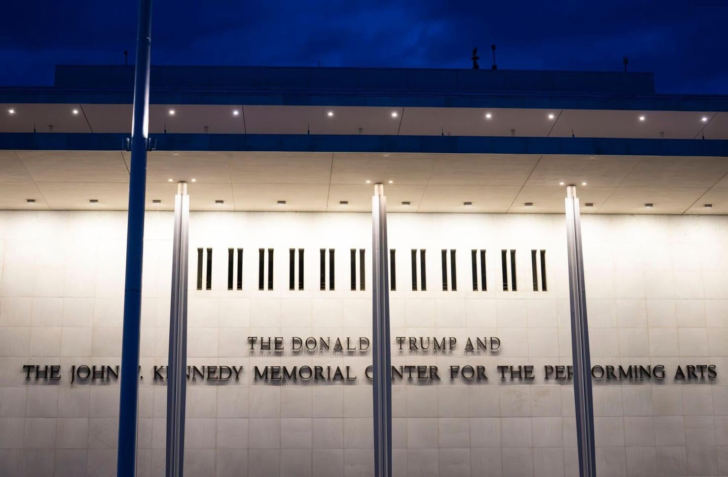 Judge says Kennedy Center board broke law putting Trump's name on ...