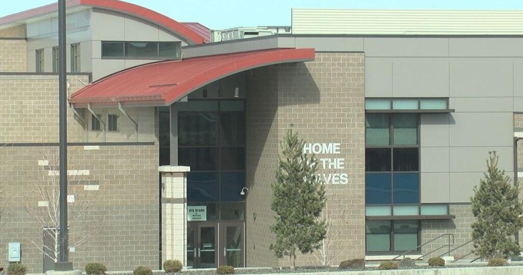 Shooting threat written inside Chinook Middle School bathroom | Local ...