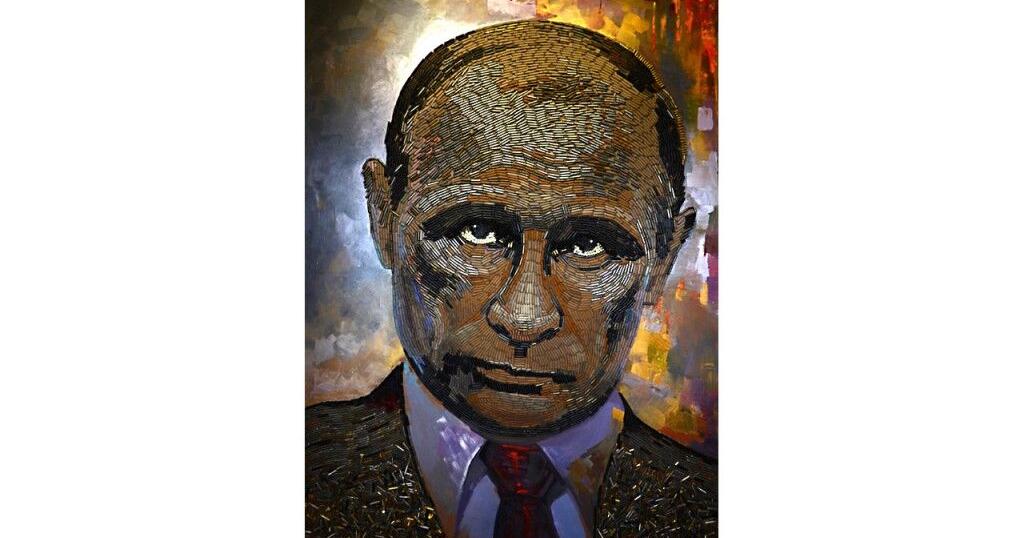 New Putin portrait made from 5,000 bullet shells | Entertainment ...