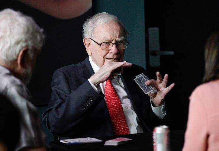A review of Buffett's wisdom on last day leading Berkshire | Shareable ...