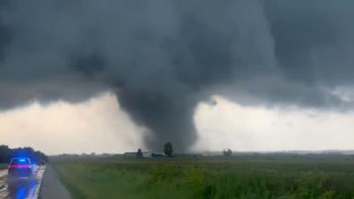 1 dead as dangerous storms intensify in the central US | Weather ...