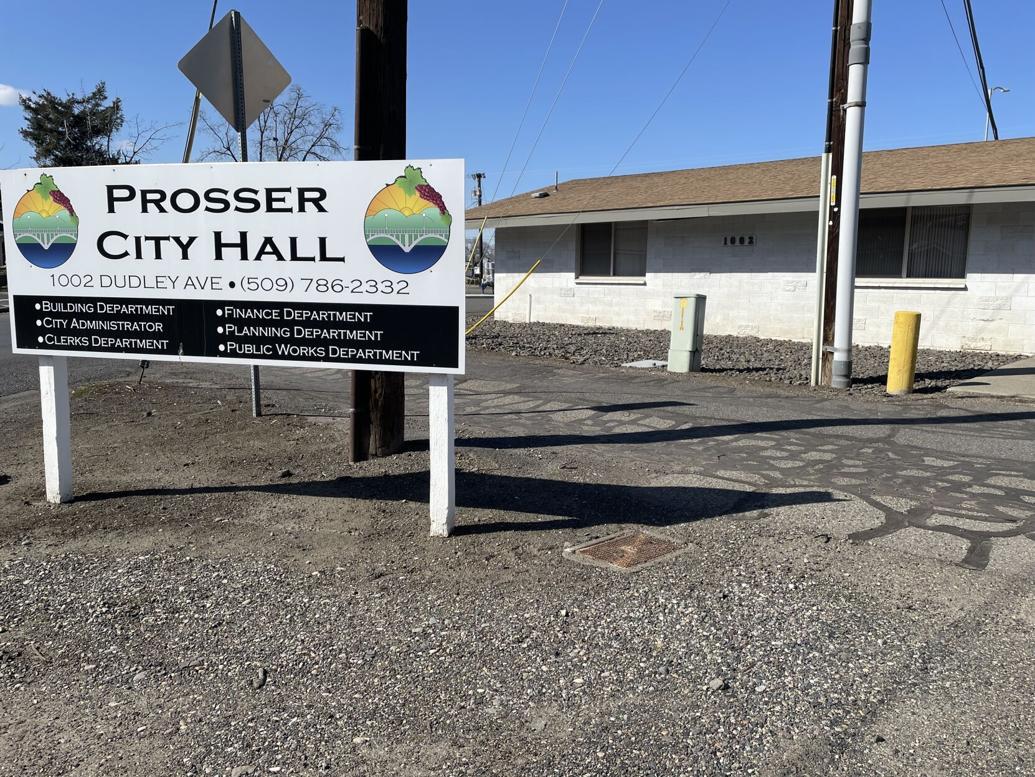 Two potential locations identified for the City Hall and Police ...