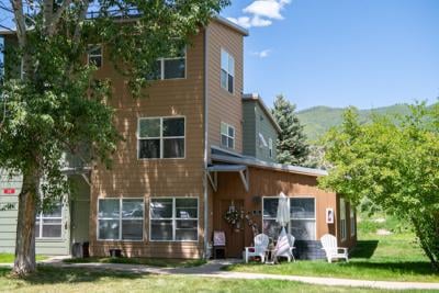 Elderly tenant sues APCHA over eviction attempts | News ...