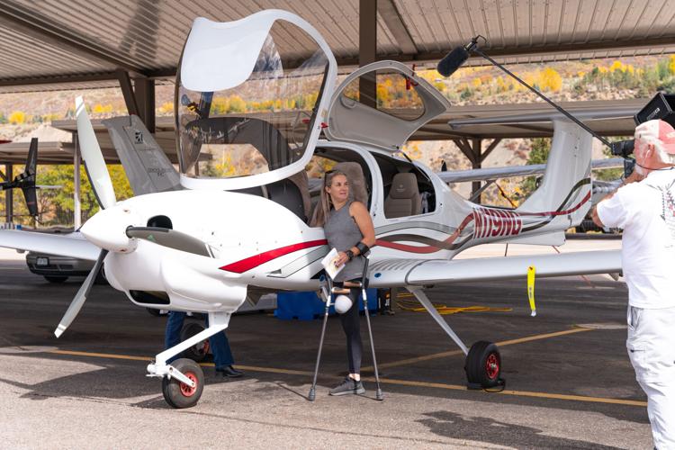 Marine veteran Ennis returning to sky with flying classes at Aspen ...