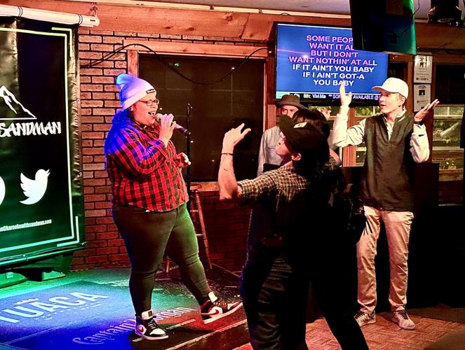 Sandman's back in stride | Arts & Entertainment | aspendailynews.com