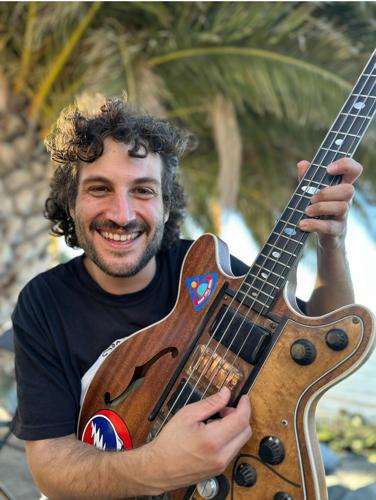 Soulful acoustic music, straight from the source | Arts & Entertainment ...