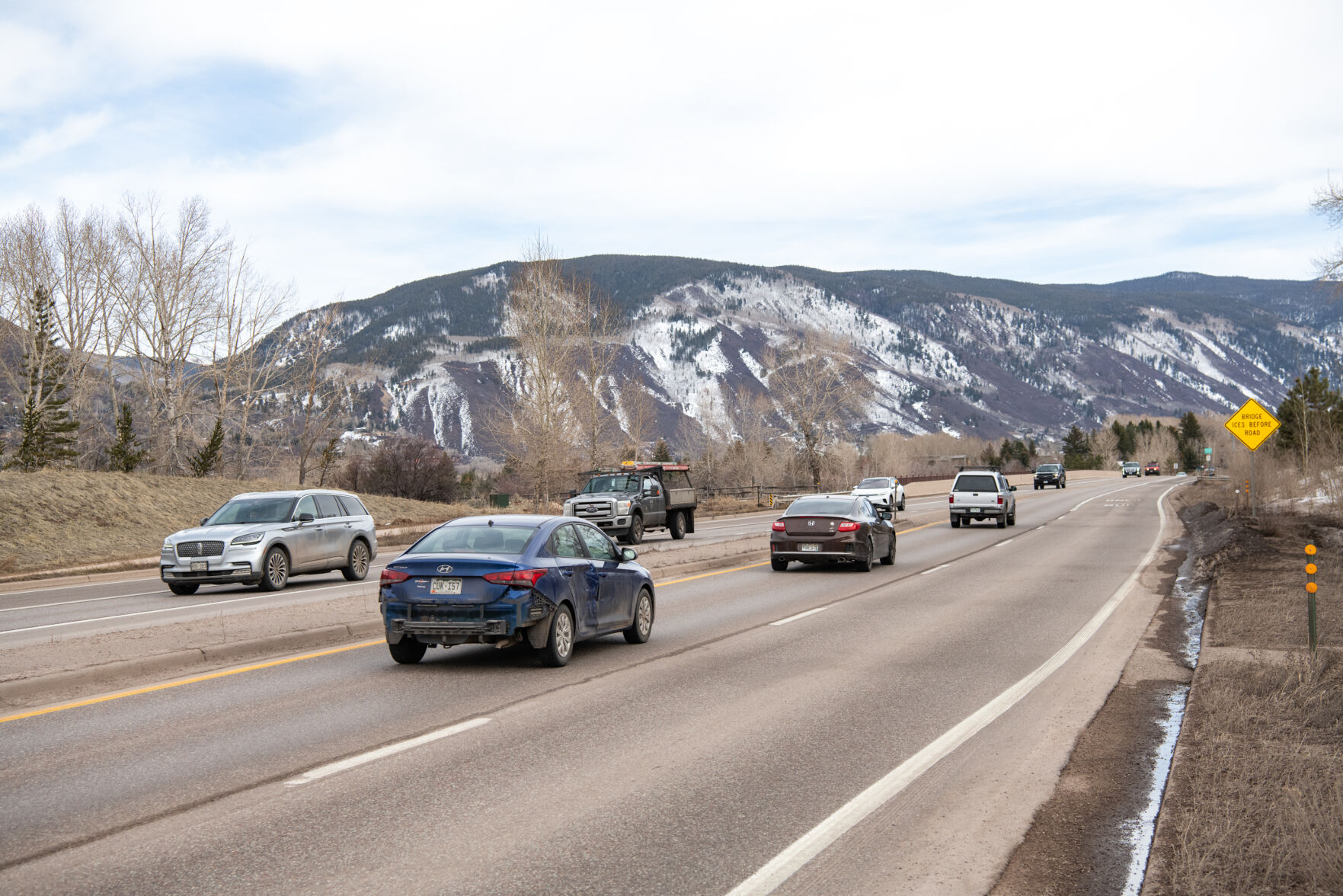 Driver faces felony hit-and-run, evidence tampering in Highway 82 ...