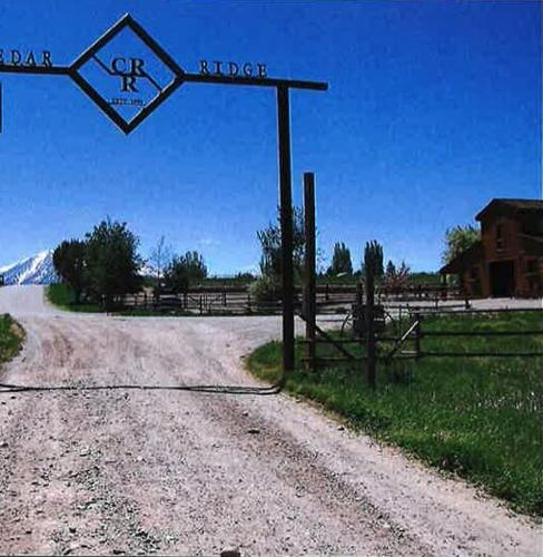 Cedar Ridge Ranch 'feud’ boils over | News | aspendailynews.com