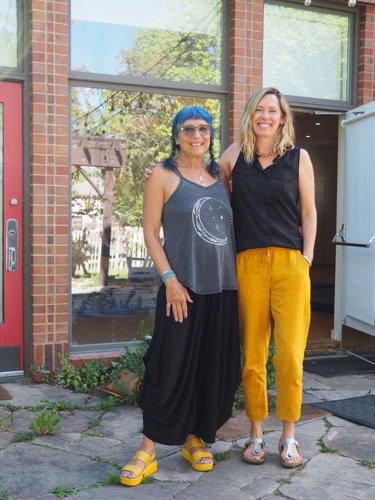 Jamie Abbott continuará haciendo el buen trabajo de Carbondale Arts ...