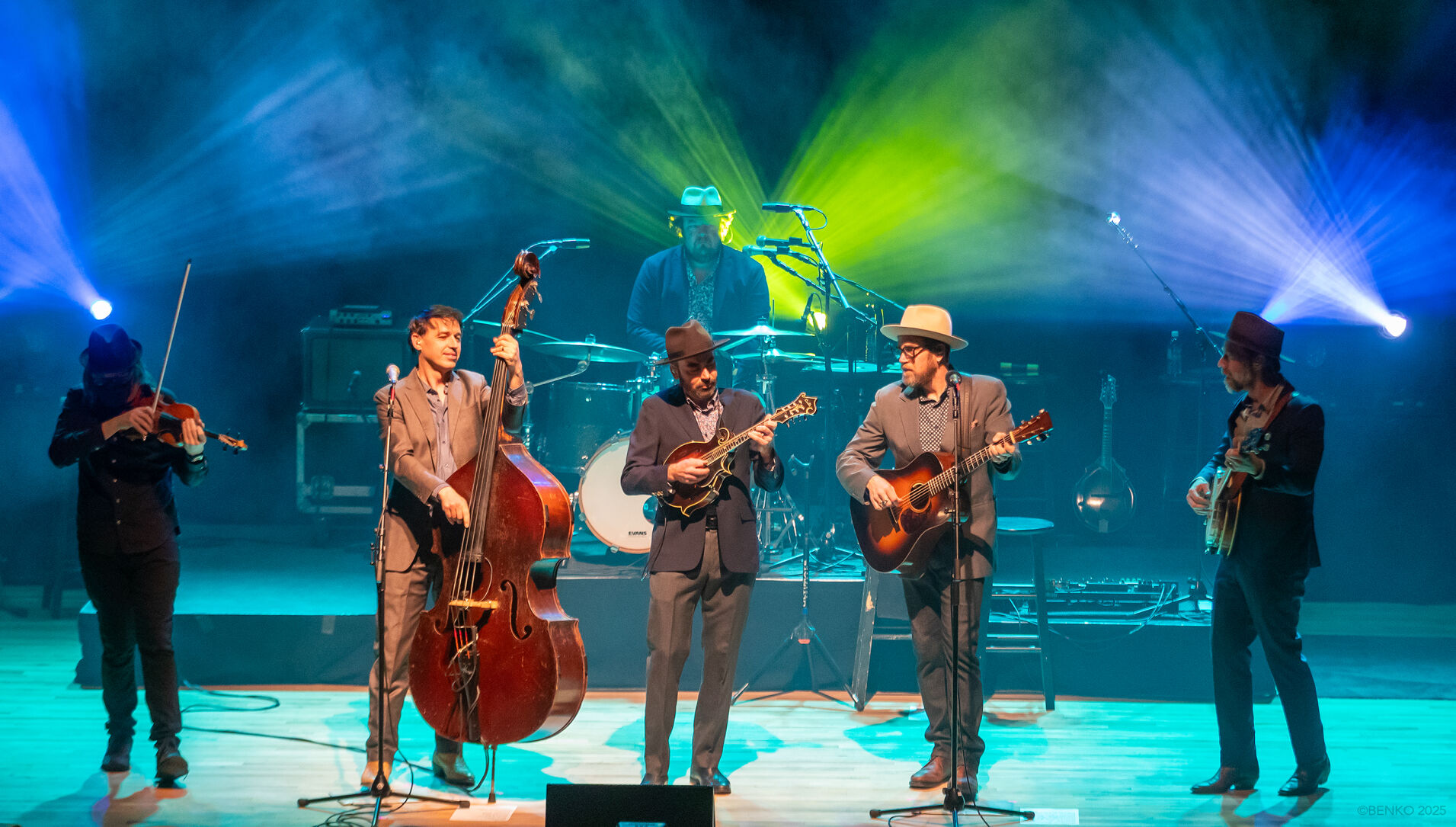 From college band to the forefront of bluegrass | Arts & Entertainment ...