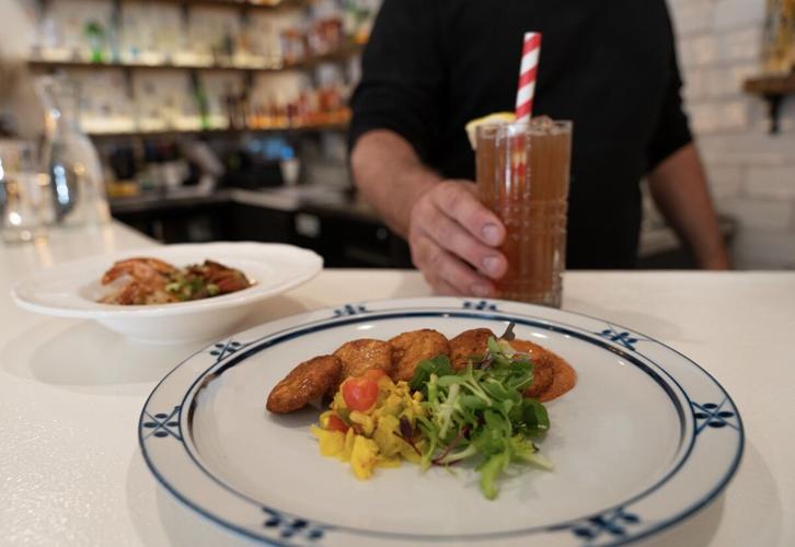 New El Jebel restaurant dishes up Southern comfort | News ...
