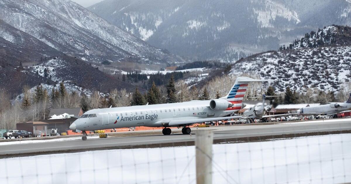Aspen’s peak winter-flight schedule just 3 weeks away | News ...