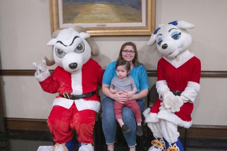 Santa, Pancakes, and Ewe | Multimedia | asurampage.com