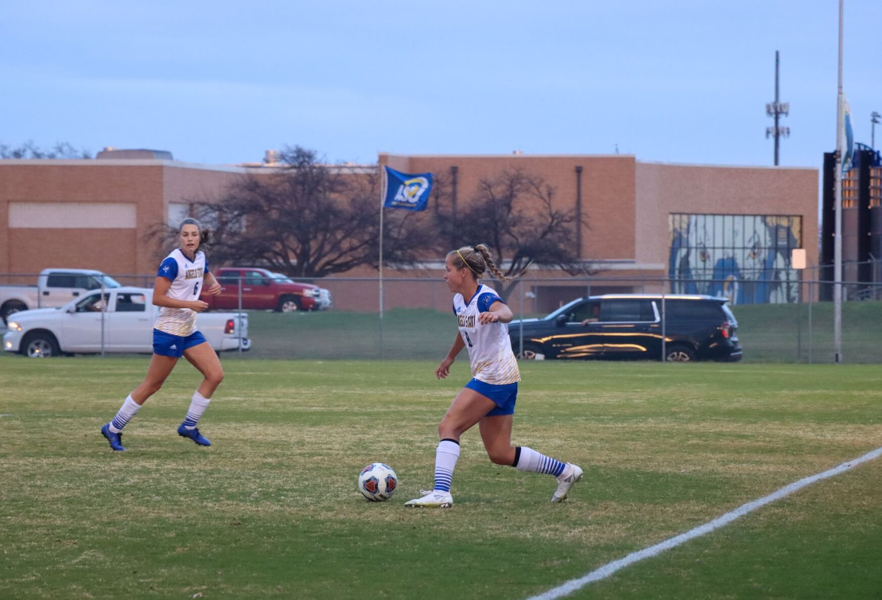 Belles Soccer Competes in Home Openers | Sports | asurampage.com