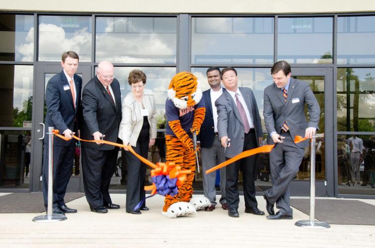 Amazon partners with Auburn's RFID Lab | News | auburnvillager.com