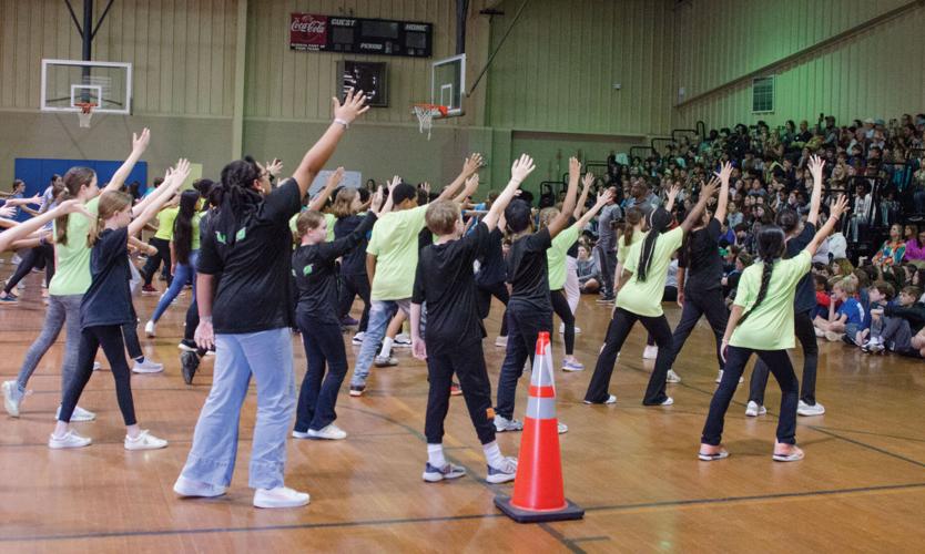Ailey's 'Revelations' instructs, inspires Drake Middle School students ...