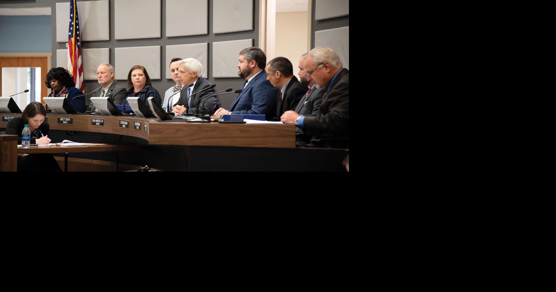 Auburn City Council approves raise for mayor | News | auburnvillager.com