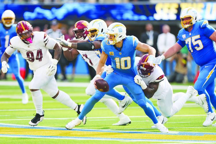 Commanders rally past Chargers | Sports | avpress.com
