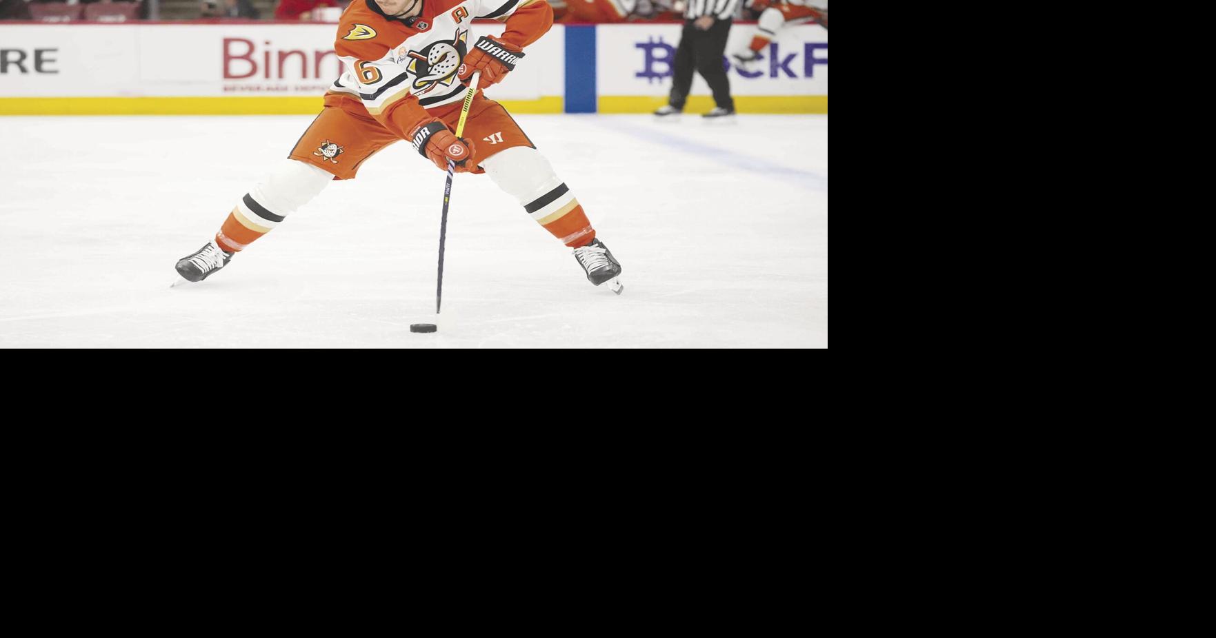Alex Killorn helps Ducks beat Blackhawks | Sports | avpress.com