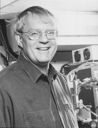 Stuart Bowyer, astronomer who lent his ear to cosmos, has died | News ...