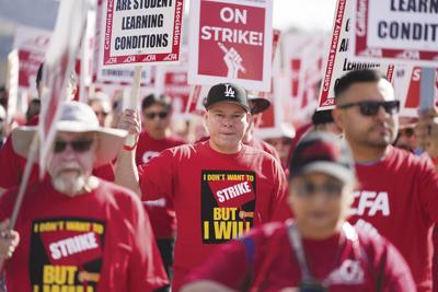 Cal State faculty starts strike for better pay | News | avpress.com