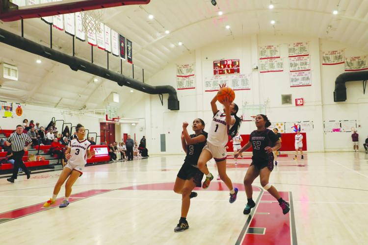 Rosamond holds off late surge from Patriot in state tournament | Sports ...