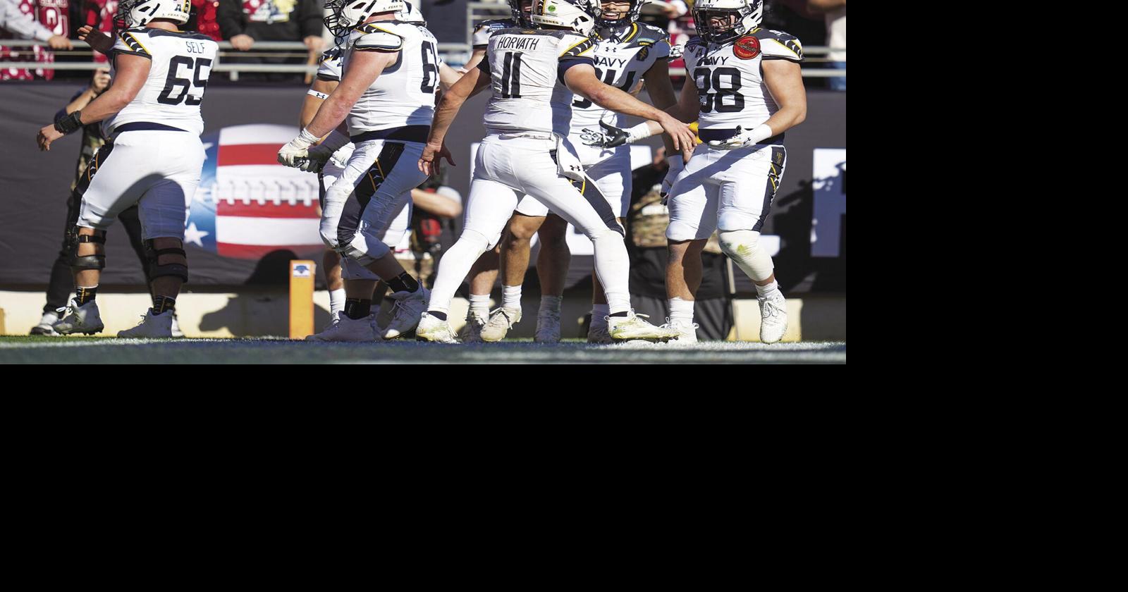 Navy rallies with long run, defense | Sports | avpress.com