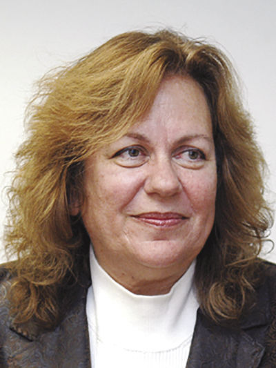AVUHSD suspends volunteer Winn | News | avpress.com