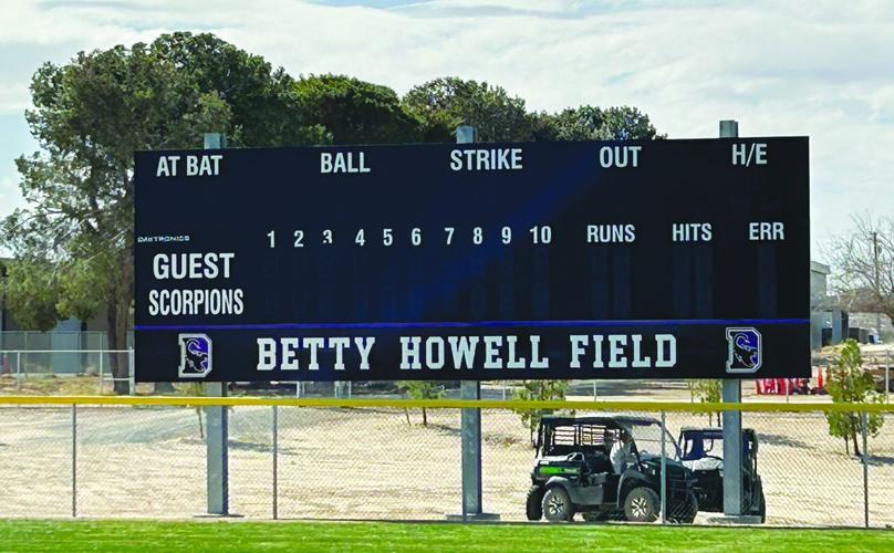 Desert High pioneer honored | News | avpress.com