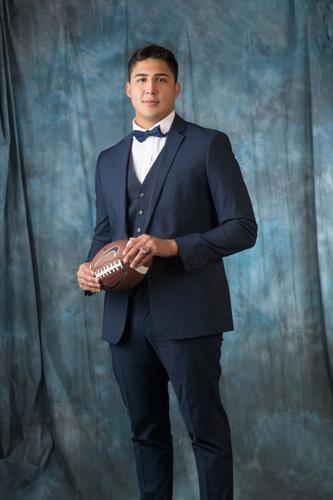 Navarro, Isaiah | Virtual Graduations | avpress.com