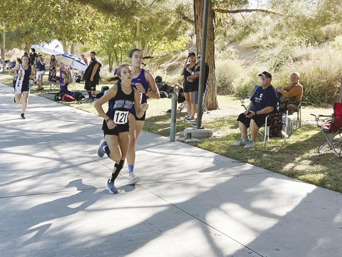 Knights win boys and girls races | Sports | avpress.com