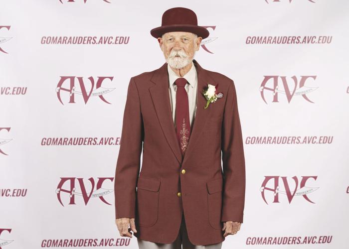 Antelope Valley College honors 12 Hall of Fame inductees on Saturday ...