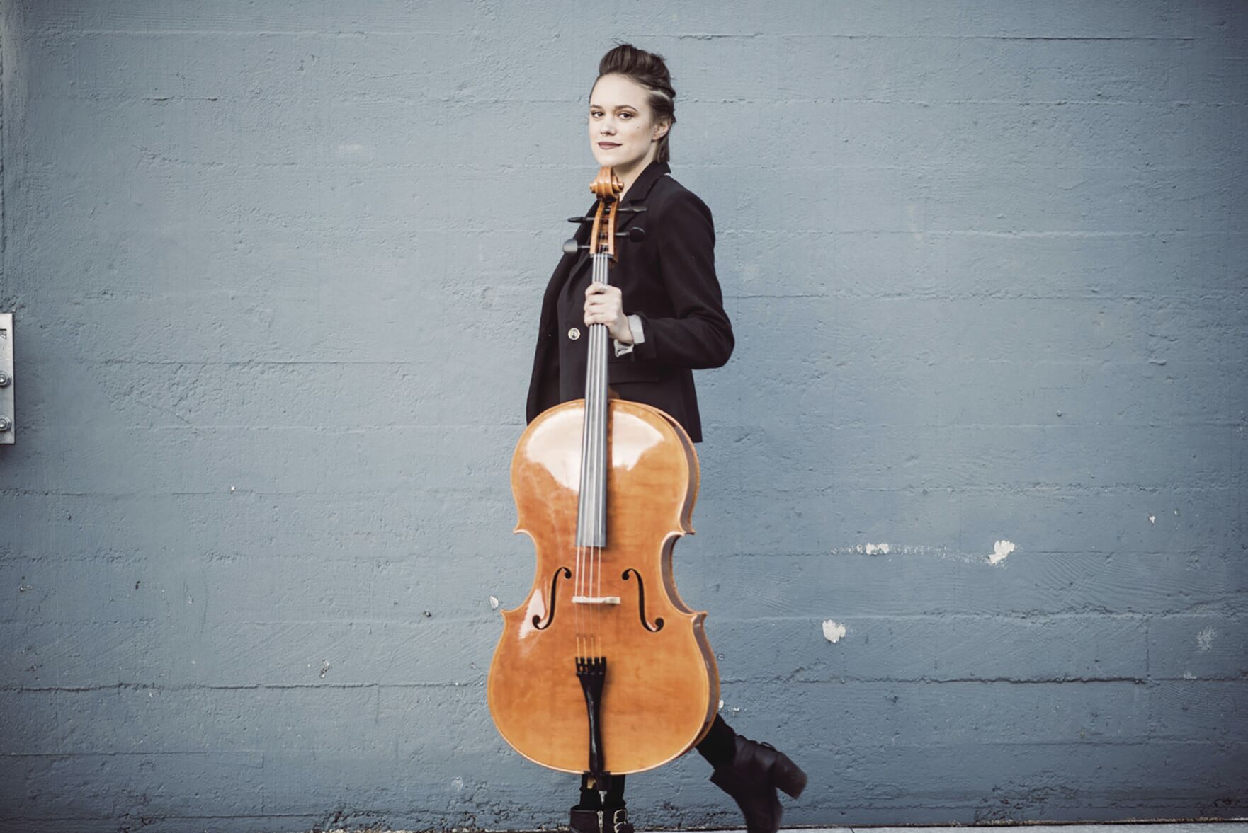 Cellist highlights orchestra performance | Showcase | avpress.com
