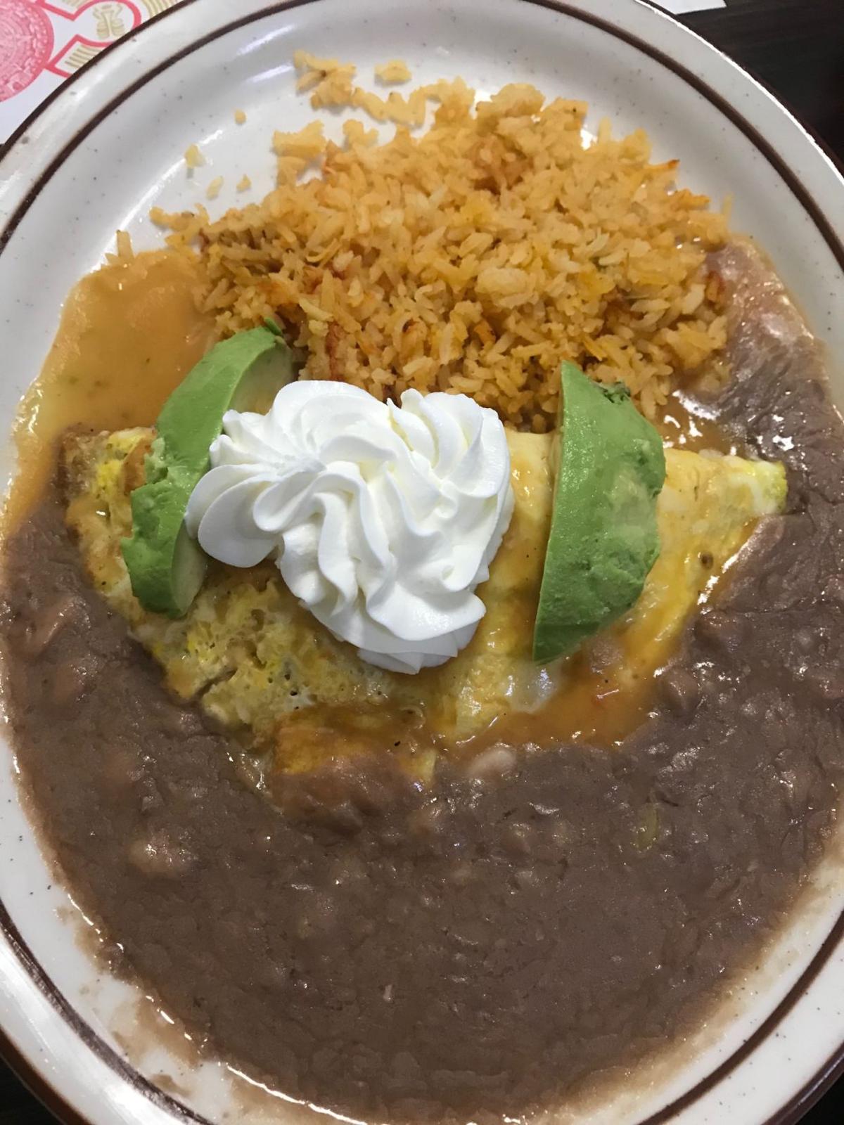 HOTSPOT OF THE WEEK: LOS CHILES MEXICAN RESTAURANT | Showcase | avpress.com