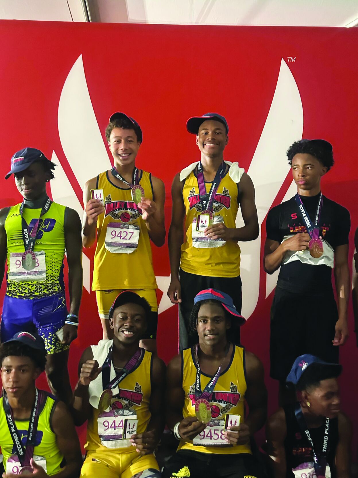 Bringing home gold | Sports | avpress.com