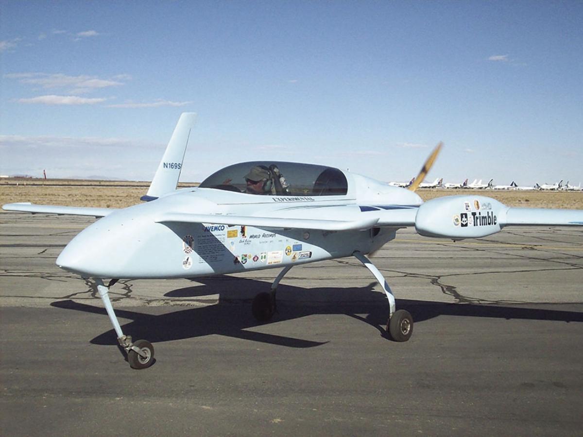 Mojave celebrates historic Rutan flight | News | avpress.com