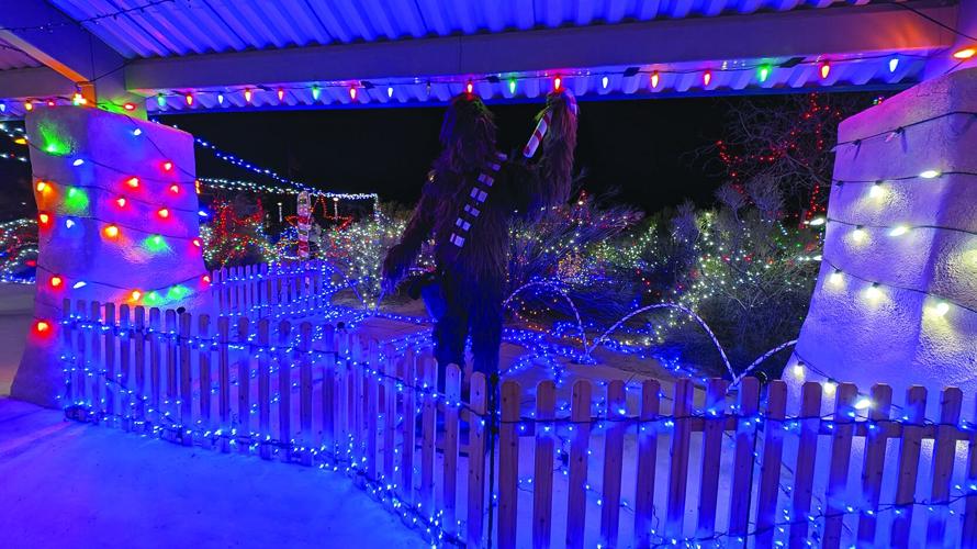 Prime Desert lights up for the holidays | News | avpress.com