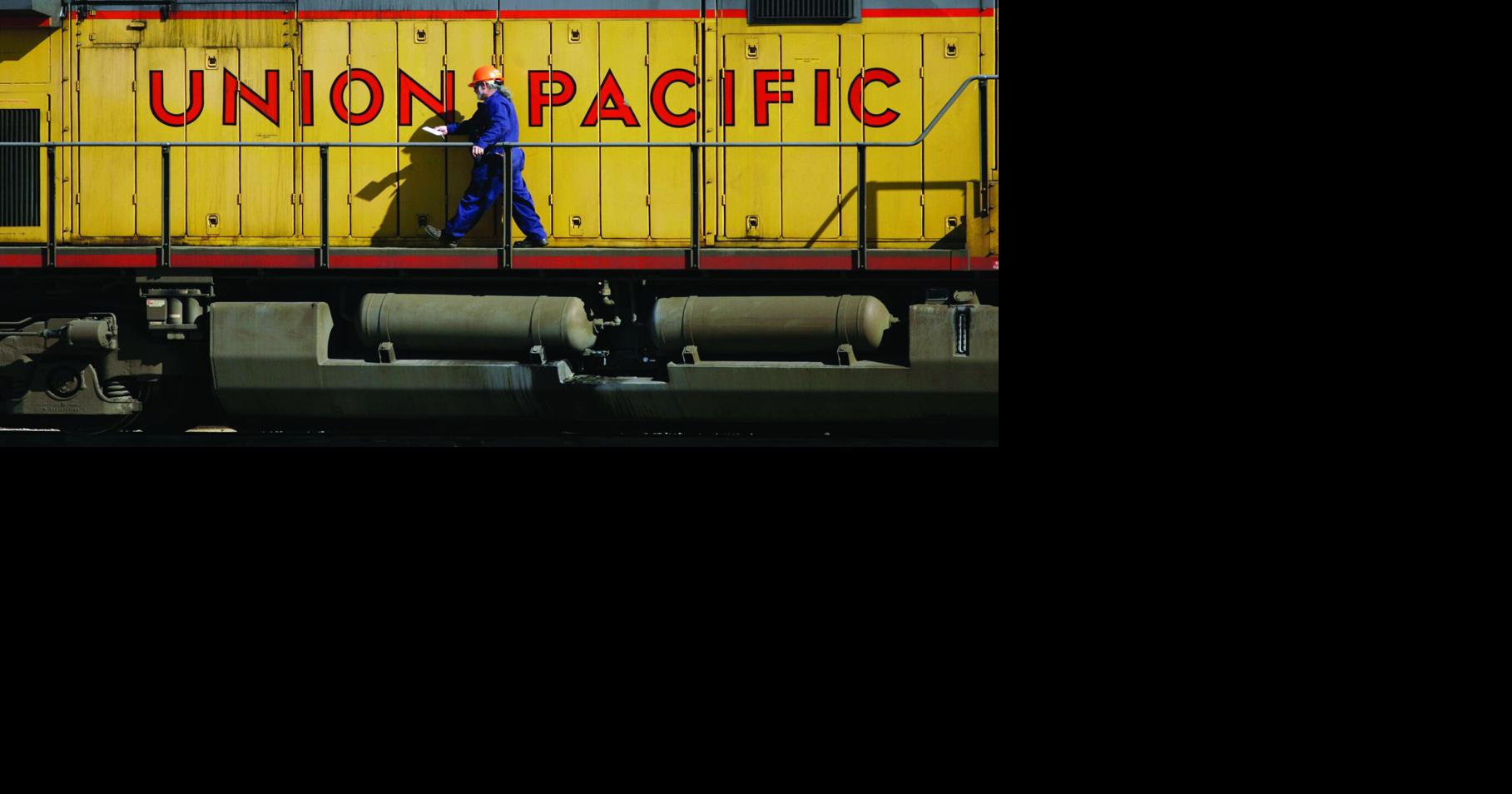Biggest rail union backs Union Pacific merger | Newsline | avpress.com