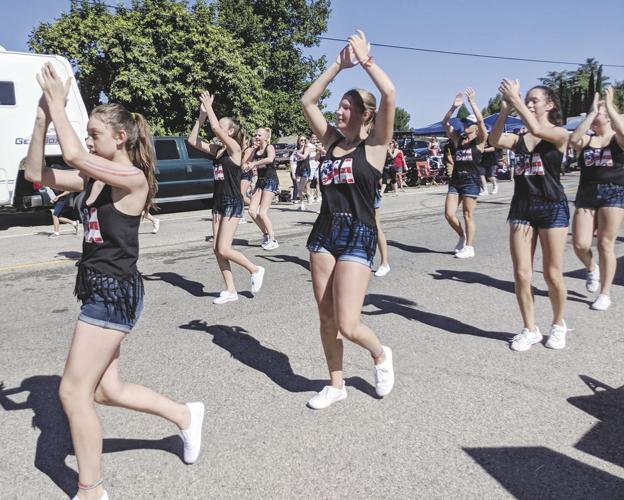 Acton parades forth on holiday | News | avpress.com