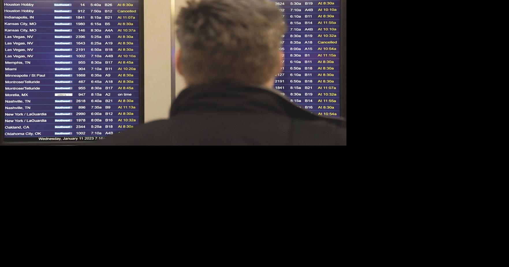 Users of pilot-alert system that failed report new delays | Business ...